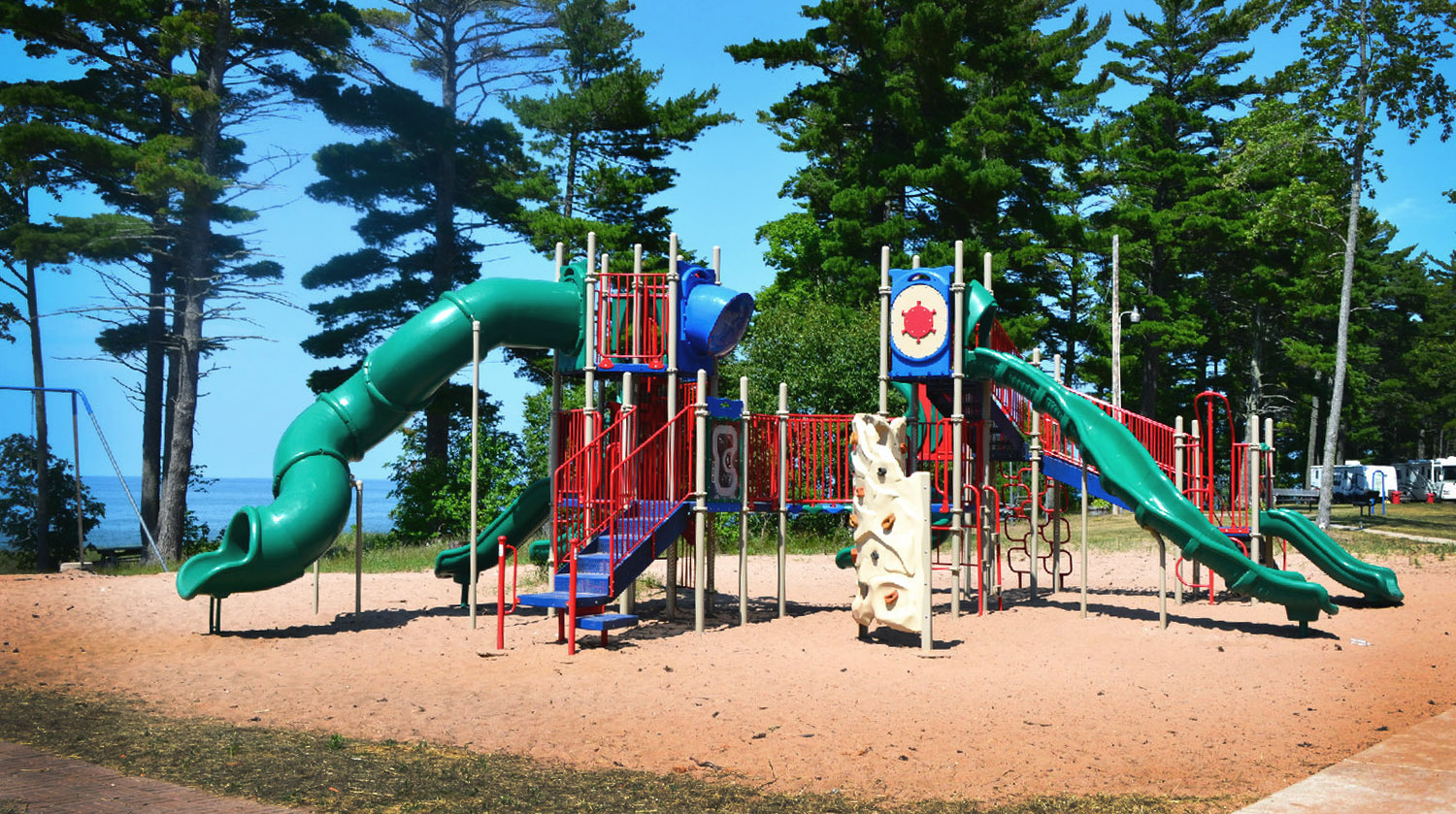Ontonagon Township Park – The Porcupine Mountains & Ontonagon Area